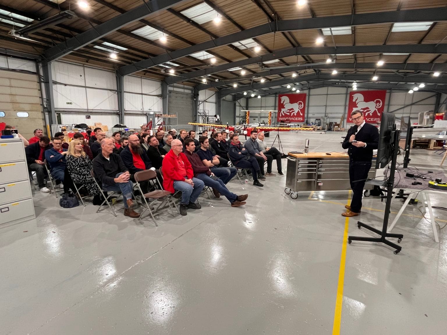 Investor | Windracers